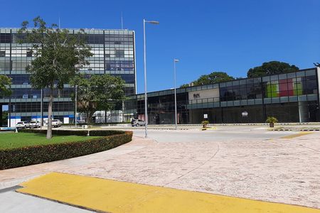 LOCAL EN RENTA EN EDIFICIO ALTUM, CIUDAD DEL CARMEN | EasyBroker