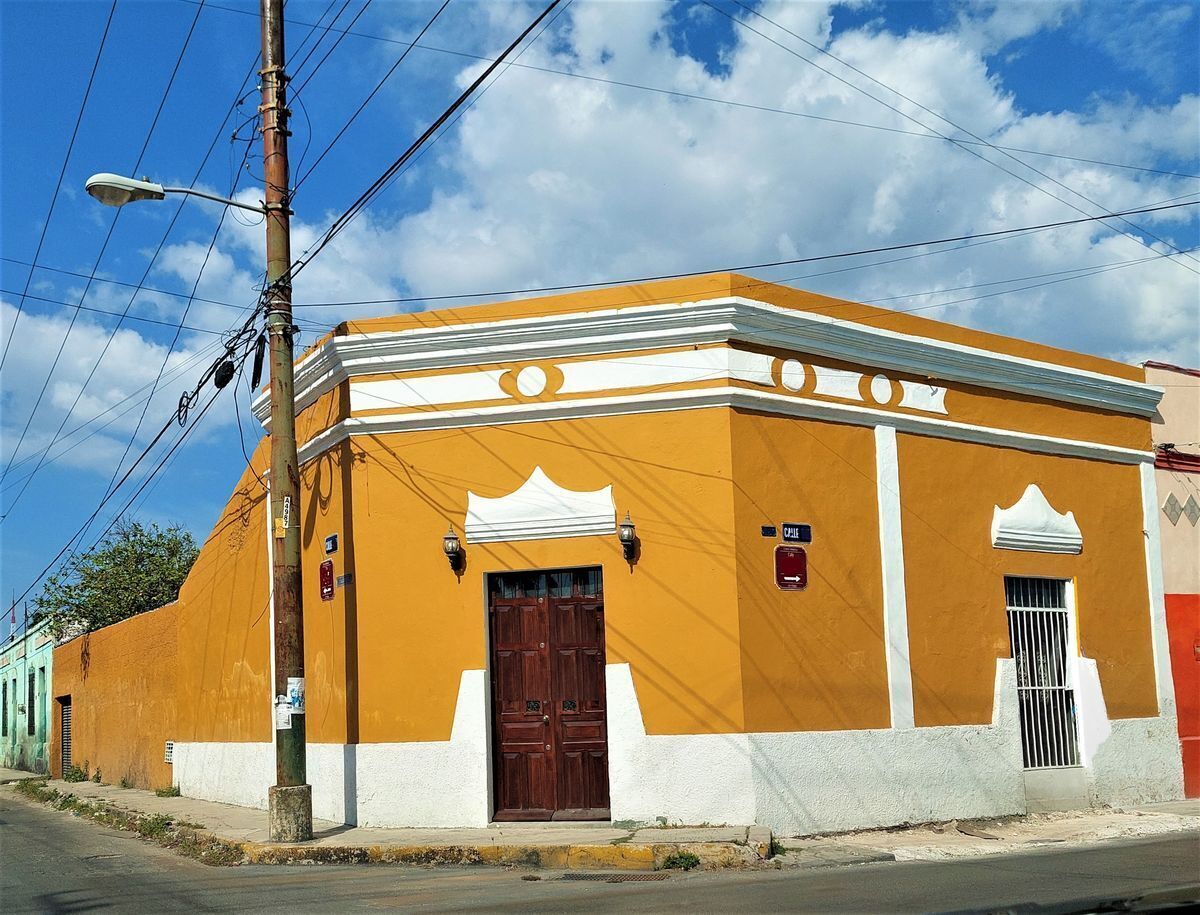 VENTA HERMOSA CASA COLONIAL REMODELADA EN EL CENTRO DE MÉRIDA | EasyBroker