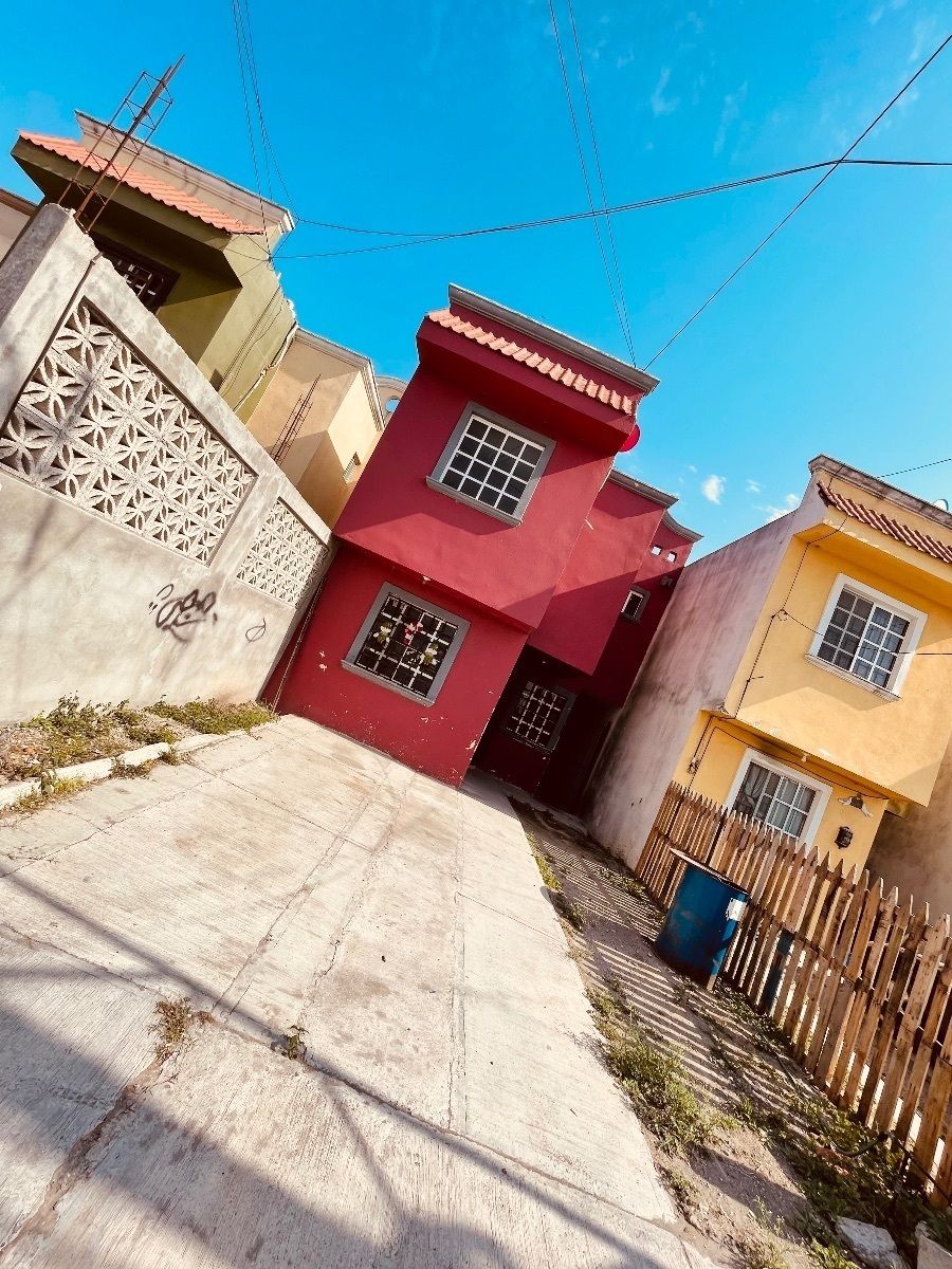 Casa en VENTA Fracc. Puerta del Sol, Reynosa Tamps | EasyBroker