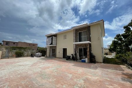 Edificio Para Inversión En El Ejecutivo, Bavaro | EasyAviso