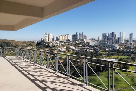 Venta y renta fabuloso departamento Encinares Bosque Real | EasyBroker
