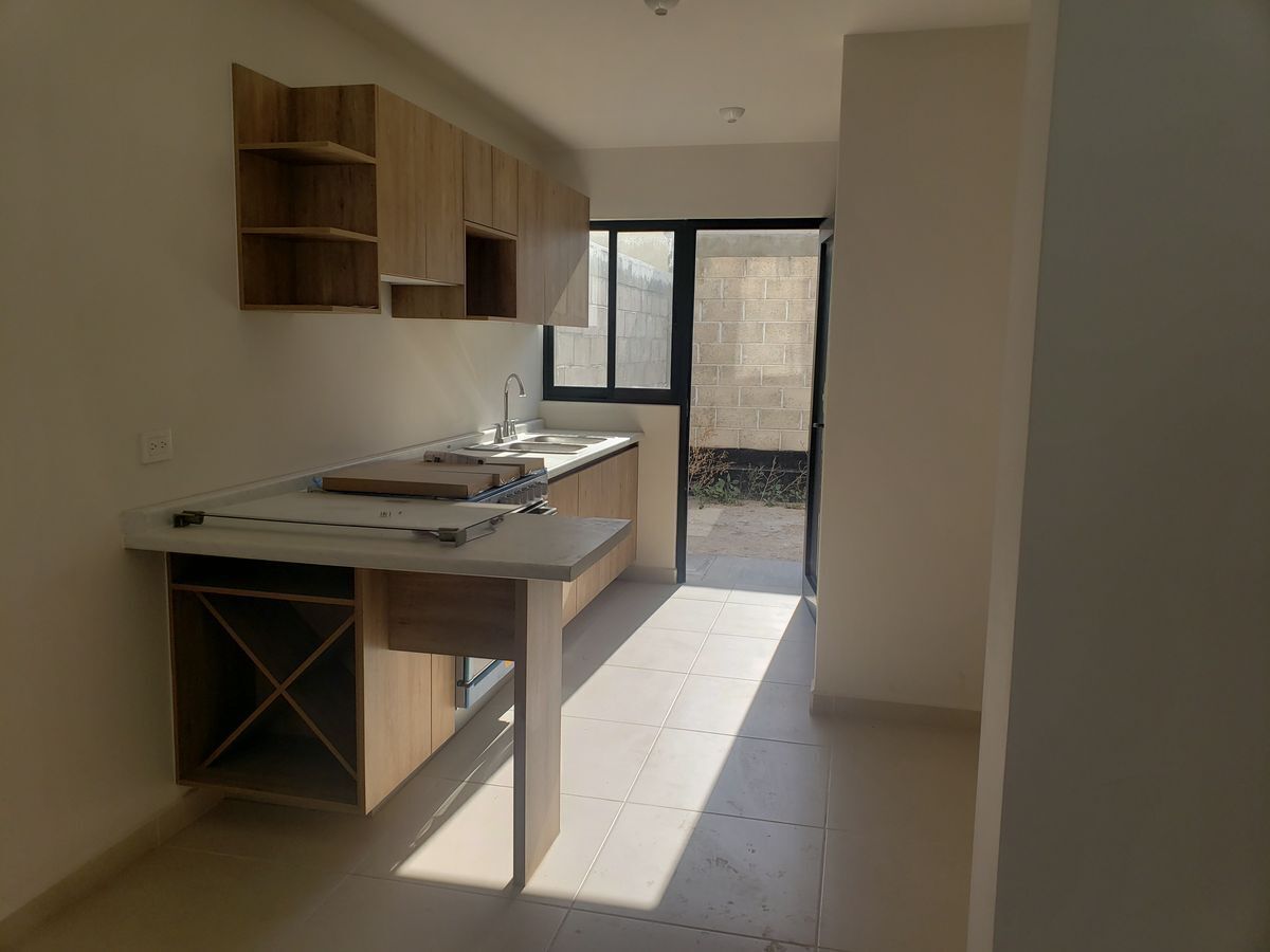 CASA NUEVA EN RENTA - ALLEZA MIRADOR | EasyBroker