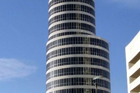 Exclusiva oficina en zona Andares torre "ICON" | EasyBroker
