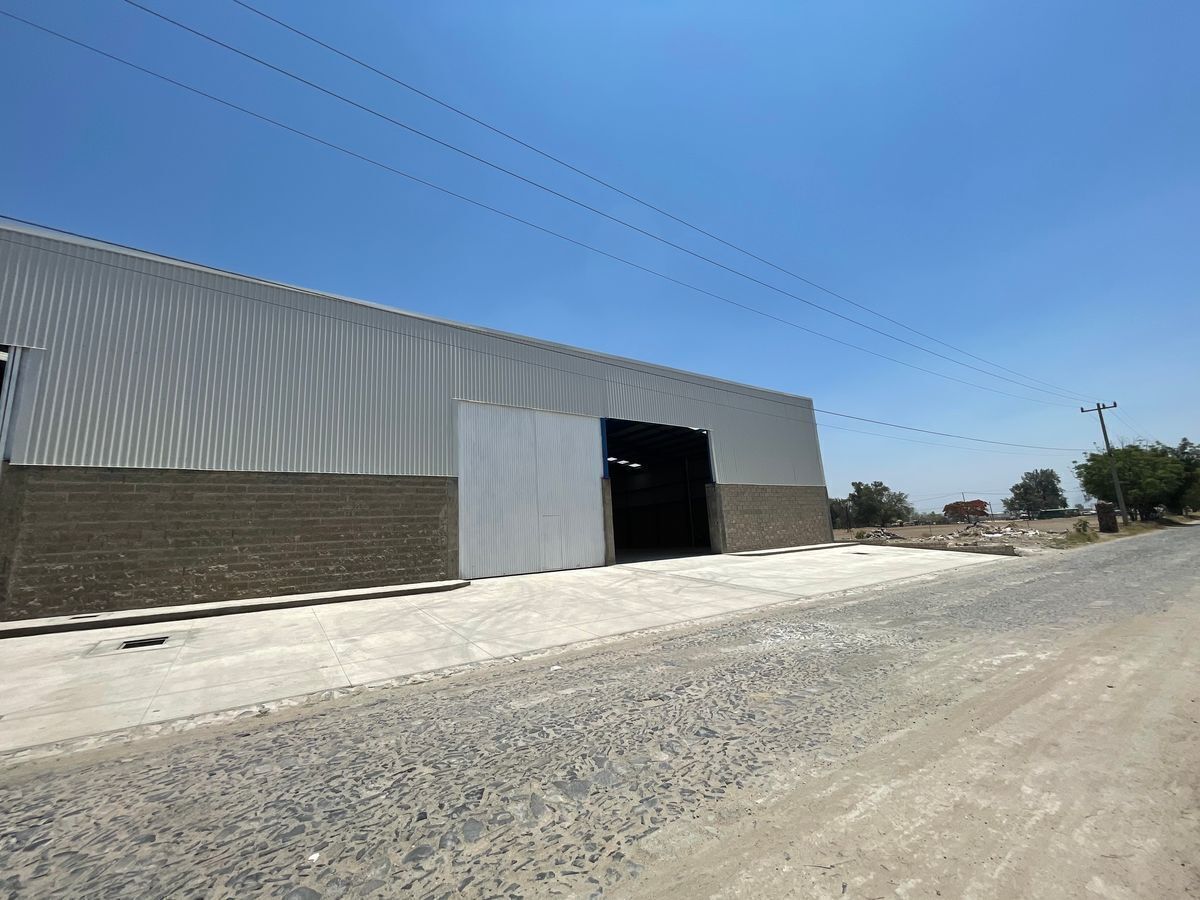 SE RENTA BODEGA 1000M2. | EasyBroker