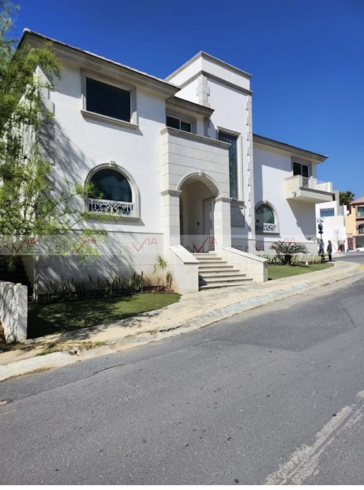 Venta Casa Residencia Club De Golf La Herradura En Monterrey | EasyBroker