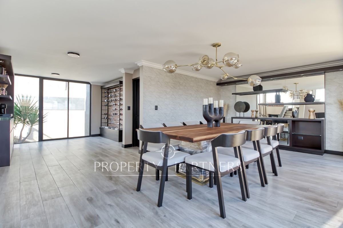 Magnífica casa estilo mediterráneo, entorno único con vista insuperable ...