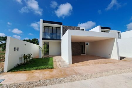 Casa en venta #21 en Privada Varena Living, Santa Gertrudis Copo, Mérida