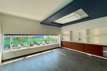 Bodega con Oficinas | EasyBroker