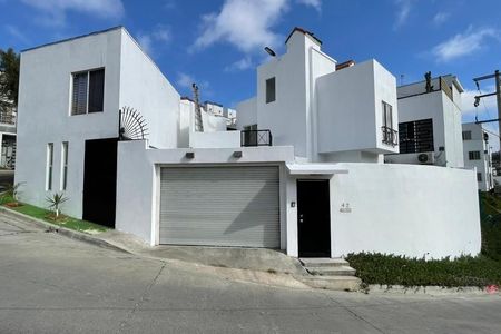 CASA EN VENTA EN VERANDA RESIDENCIAL | EasyBroker