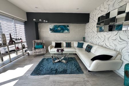 SE RENTA / AMUEBLADO / 2 HAB / BALCÓN | EasyBroker