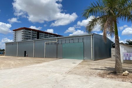 Bodega en renta ubicada sobre periférico norte Mérida | EasyBroker