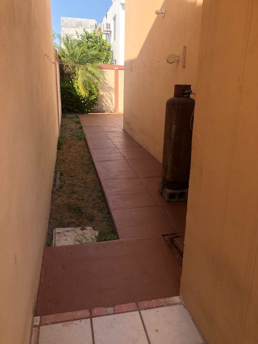 SE RENTA CASA COL. RINCONADA COLONIAL, APODACA | EasyBroker