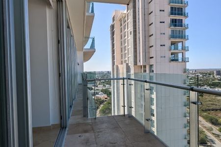 Departamento con espectacular vista!! En Country Towers | EasyBroker