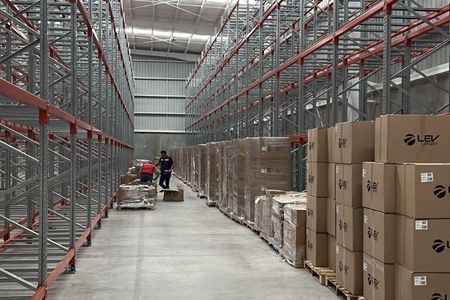 bodega para almacenamiento con tarimas(RACKS) | EasyBroker