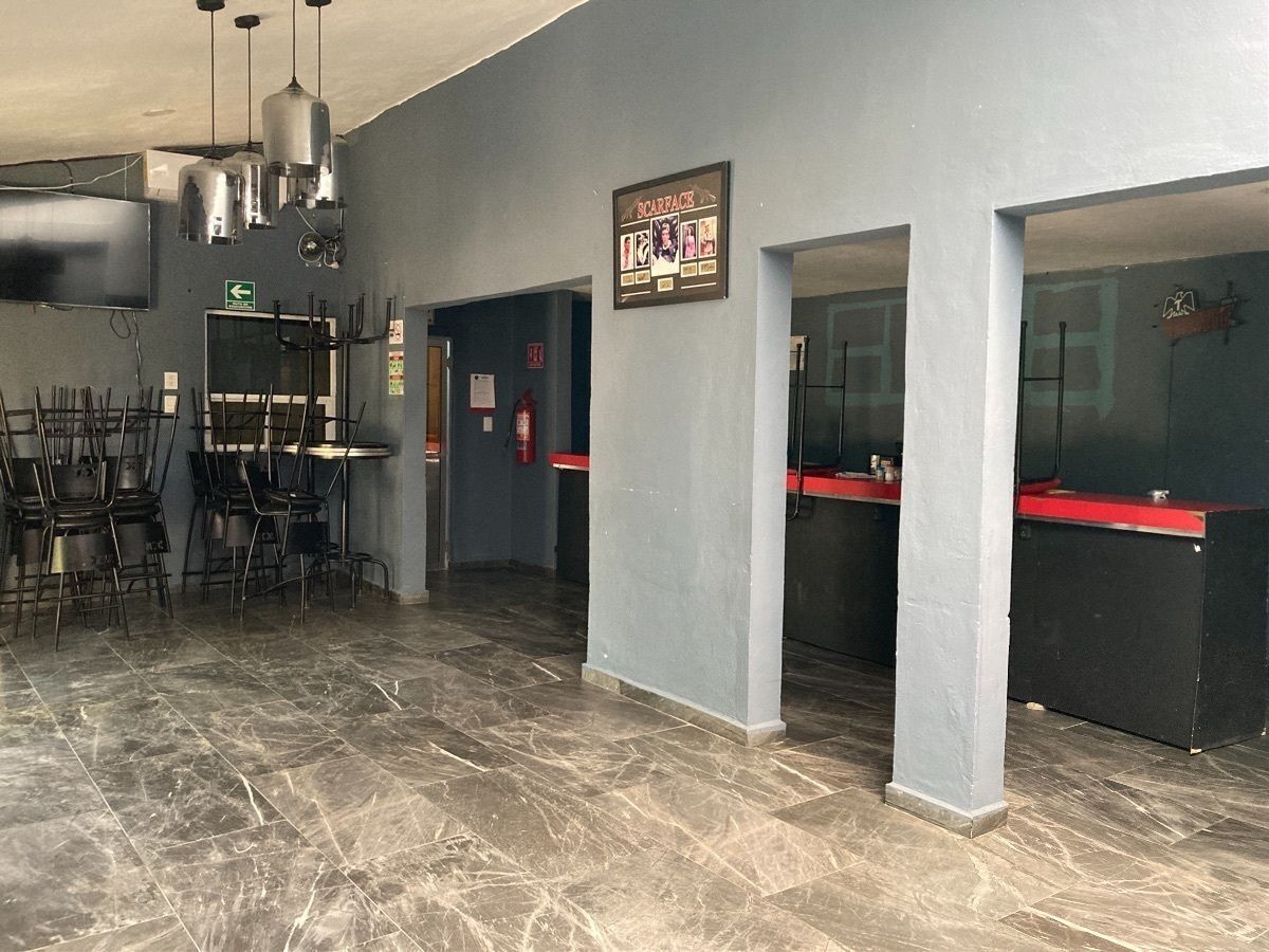 Sports Bar equipped with a license and currently operating for rent ...