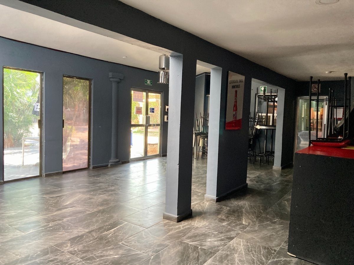 Sports Bar equipped with a license and currently operating for rent ...