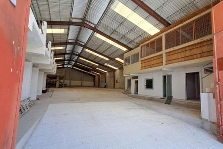 Bodega en renta Calzada Roosvelt | EasyAviso