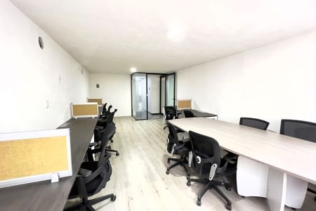 Oficina, consultorio, call center 25 posiciones showroom- Renta Col ...