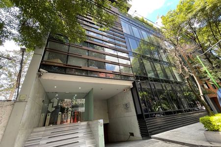 RENTA OFICINAS PLANTA BAJA EDIFICIO PRIVADO | EasyBroker