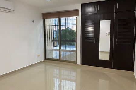 3 AA, 2 closets. Col Maya. Preferentemente se renta con AVAL. | EasyBroker