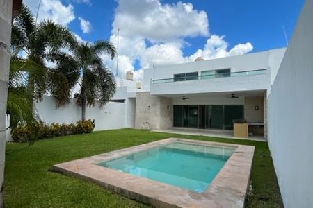 CASA EN VENTA EN MERIDA EN PRIVADA LA RUA | EasyBroker