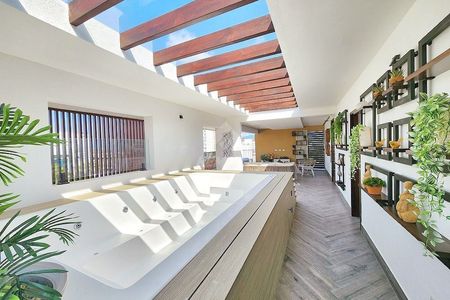 ESTUDIO CON ROOFTOP Y PICUZZY LA ESMERALDA SANTIAGO | EasyAviso