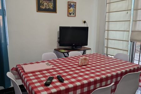 RENTO CUARTO…PARA ROMMIE MUJER! | EasyAviso