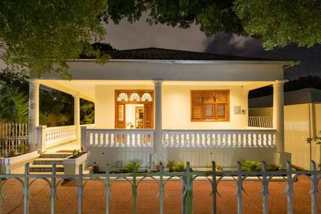 Vendo Casa Colonial en la zona de Gazcue 🏡 | EasyAviso