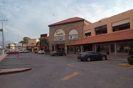 Local comercial en renta en Plaza Magnolias | EasyBroker