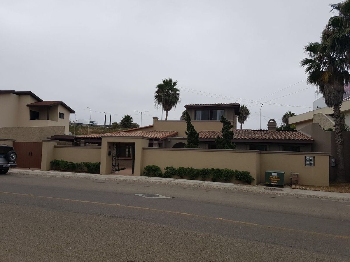VENTA CASA TIJUANA, PRIVADA EN PLAYAS DE TIJUANA | EasyBroker