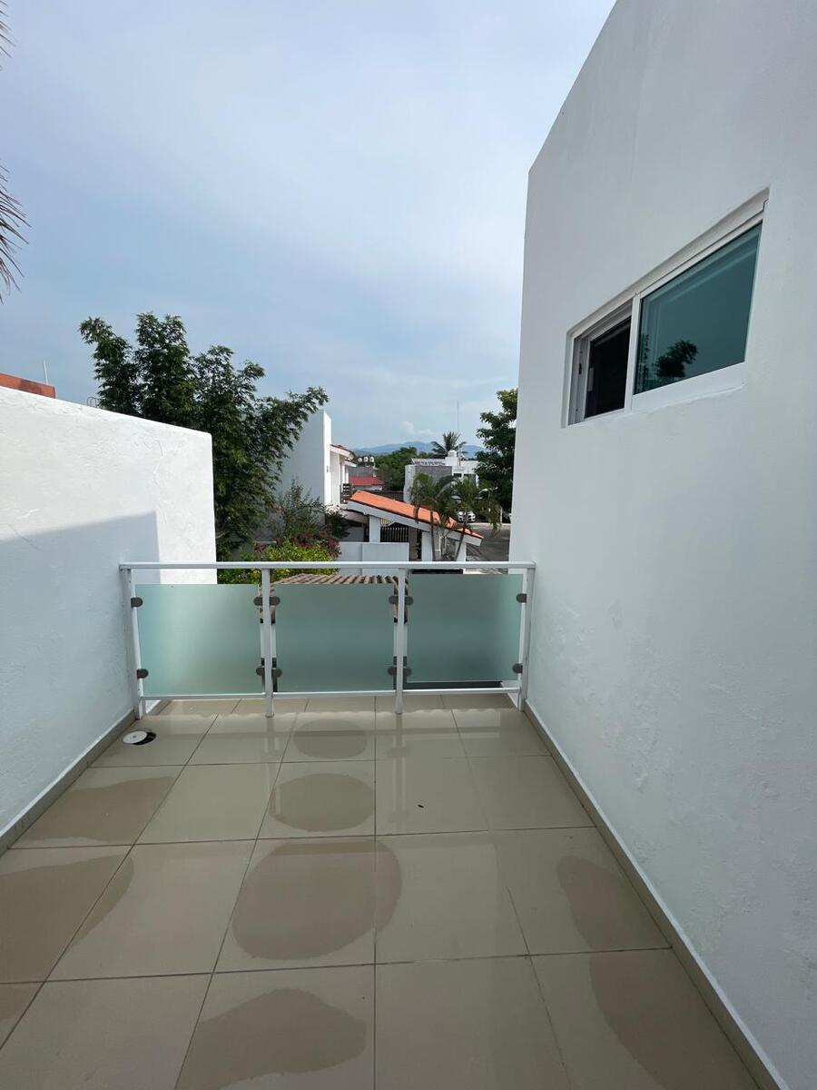 PRECIOSA CASA EN COTO, 3 RECAMARAS, LUGAR SEGURO Y BIEN UBICADO. | Pincali