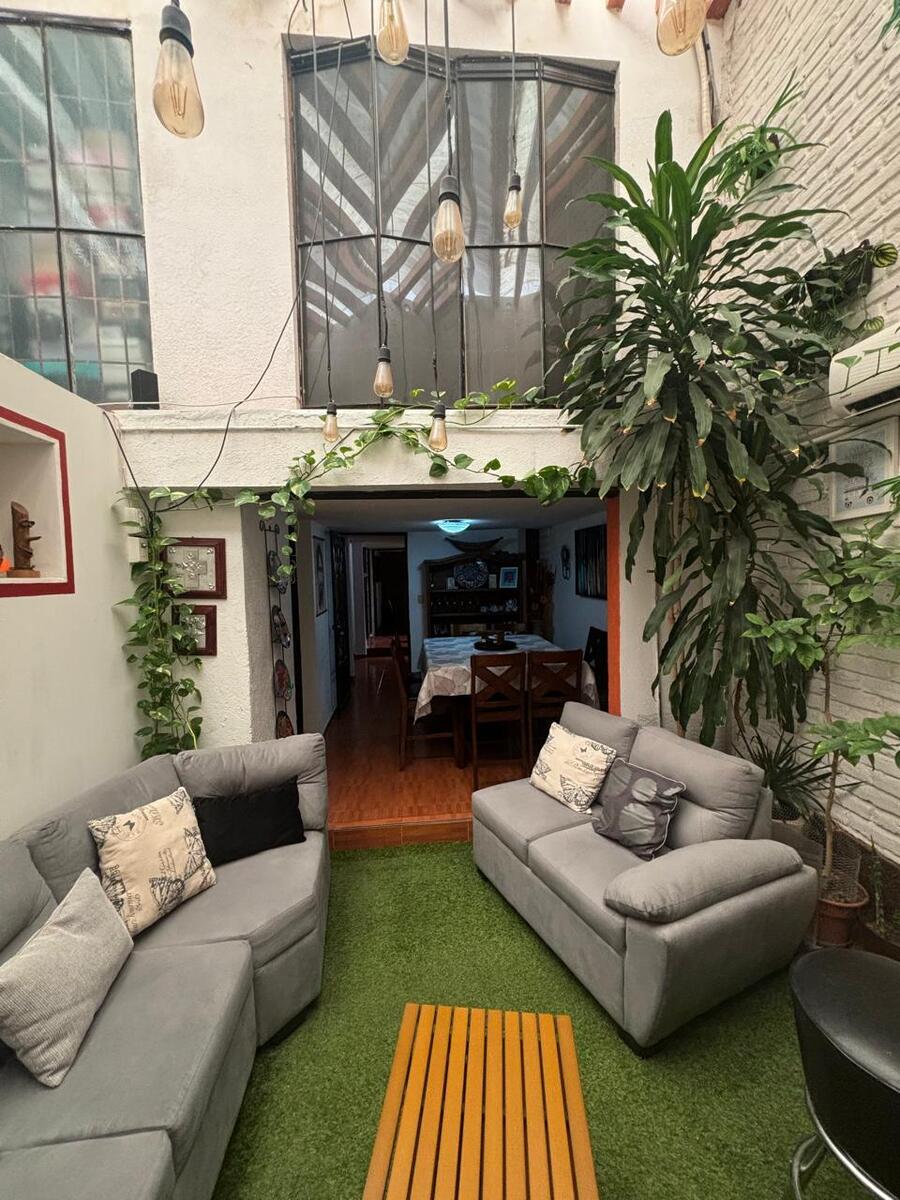 CASA EN VENTA EN FRACC HUERTA REAL | Pincali