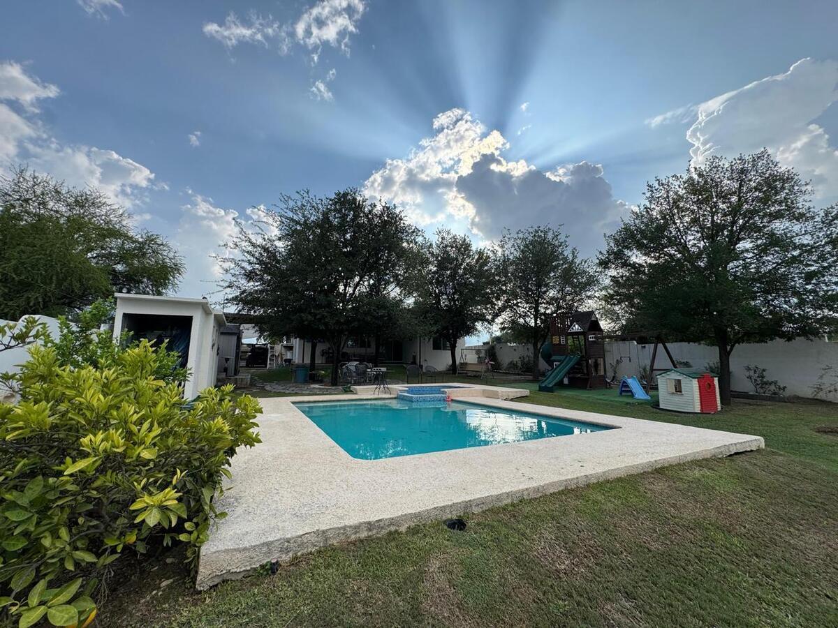 CASA EN VENTA, CAMPO DE GOLF, ALLENDE N.L. | Pincali