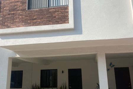 CASA EN RENTA – CD DEL SOL