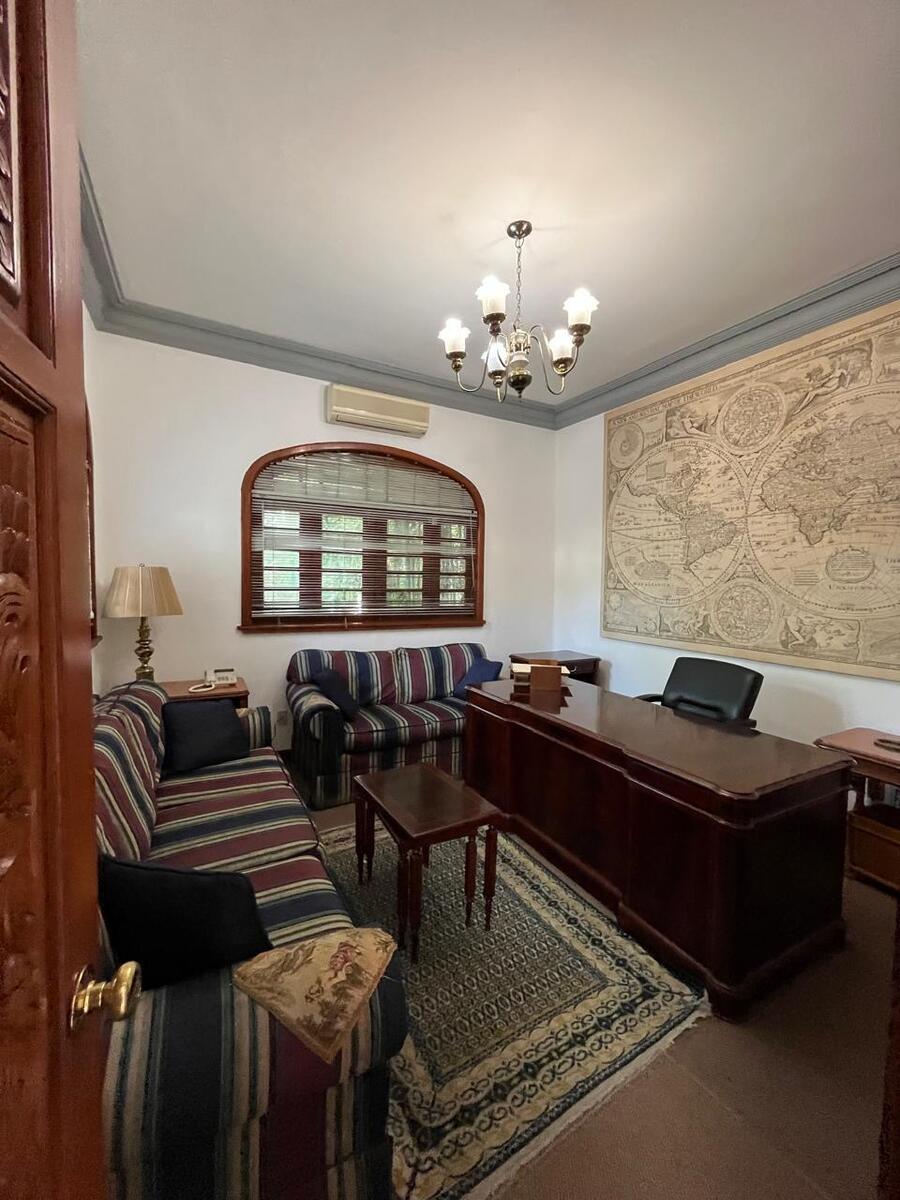 CASA CON USO DE SUELO EN RENTA - ROMA SUR | Pincali