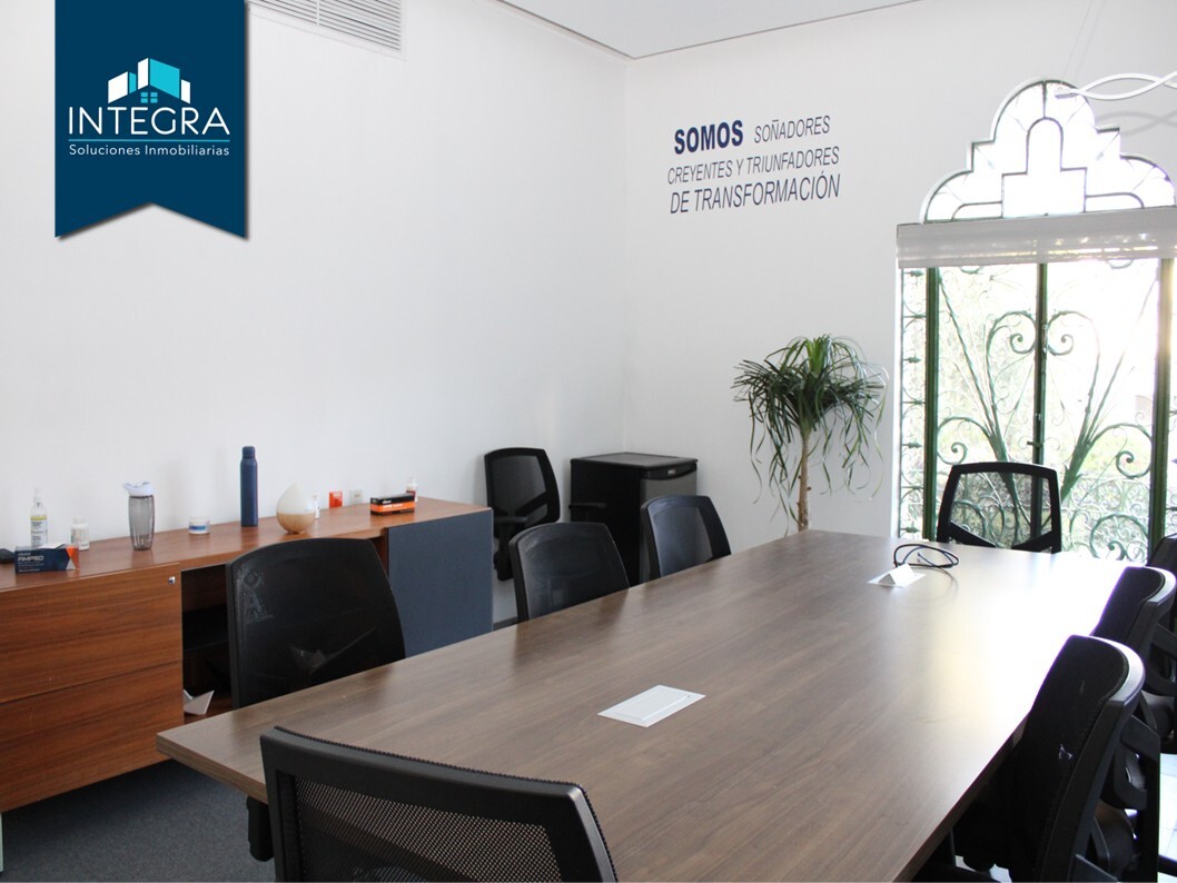 Casa con Uso de Suelo en Renta, Lafontaine, Polanco. | Pincali