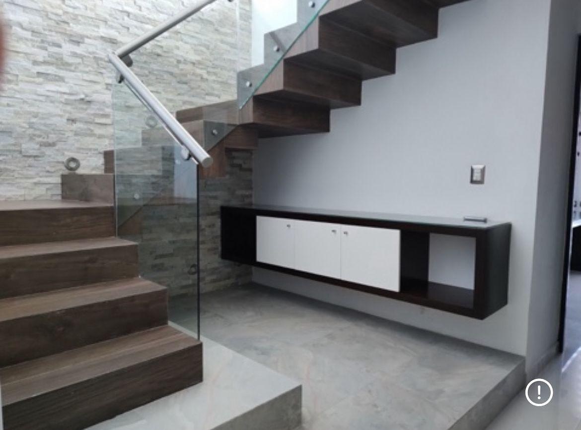 Casa En Venta de 3 Recamaras en Residencial del Lago | Pincali