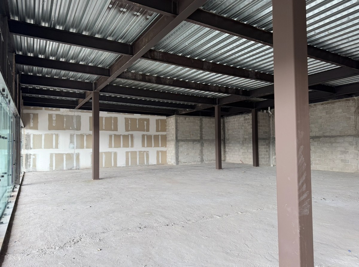 RENTA LOCALES COMERCIALES PLAZA NUEVA FRAY JUNIPERO SERRA | Pincali