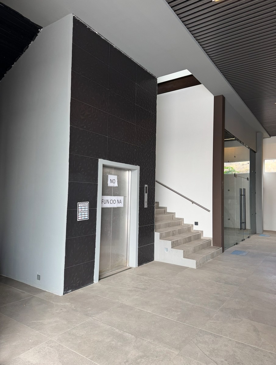 RENTA LOCALES COMERCIALES PLAZA NUEVA FRAY JUNIPERO SERRA | Pincali