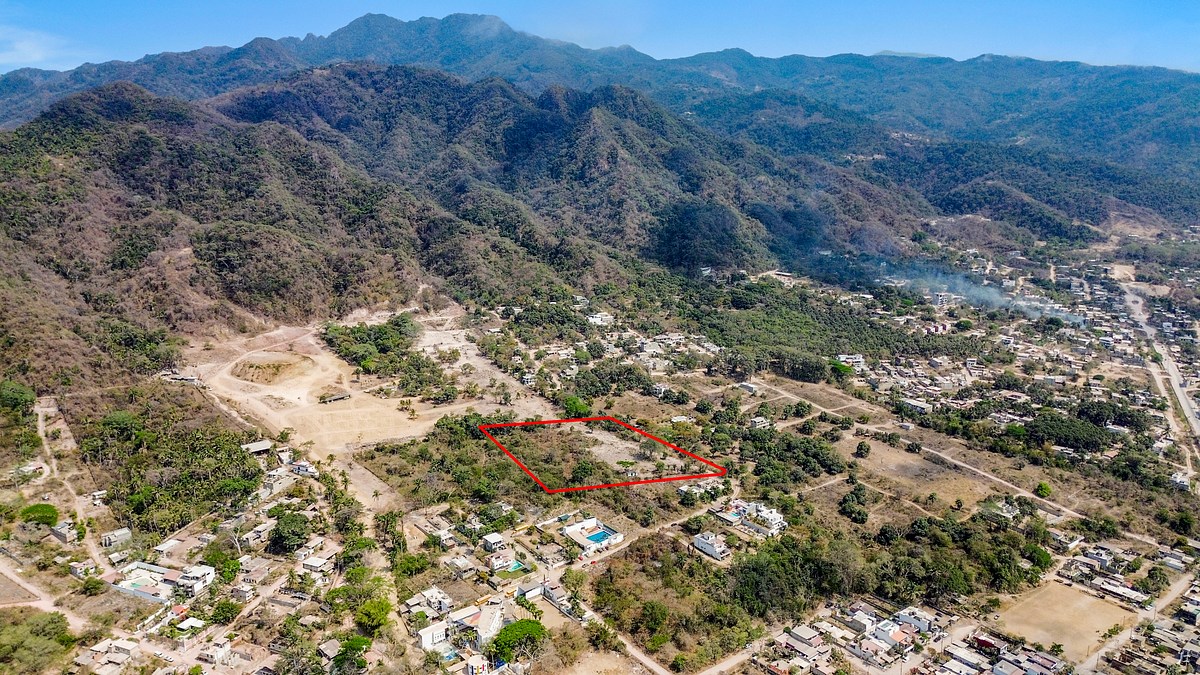 Lot Cristobal Colon S/N Gulf of Bengal | Pincali