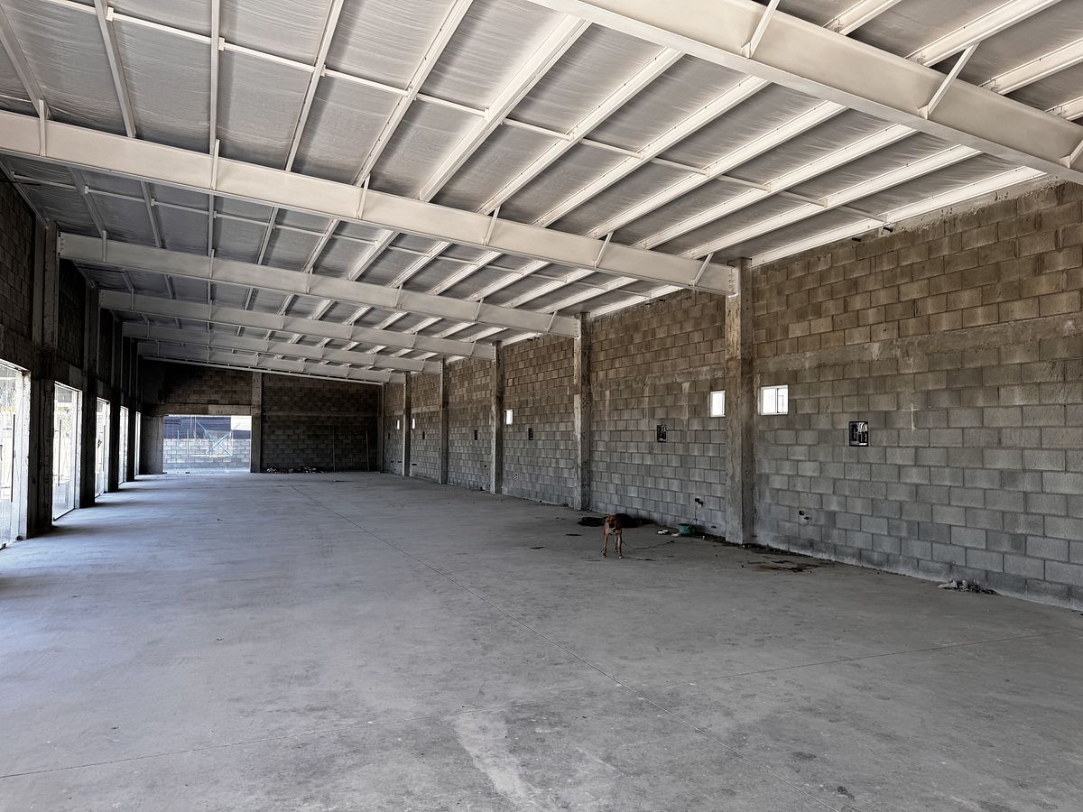 COMMERCIAL SPACES FOR RENT, NEW PLAZA IN ROSARITO, POPOTLA PLAZA | Pincali