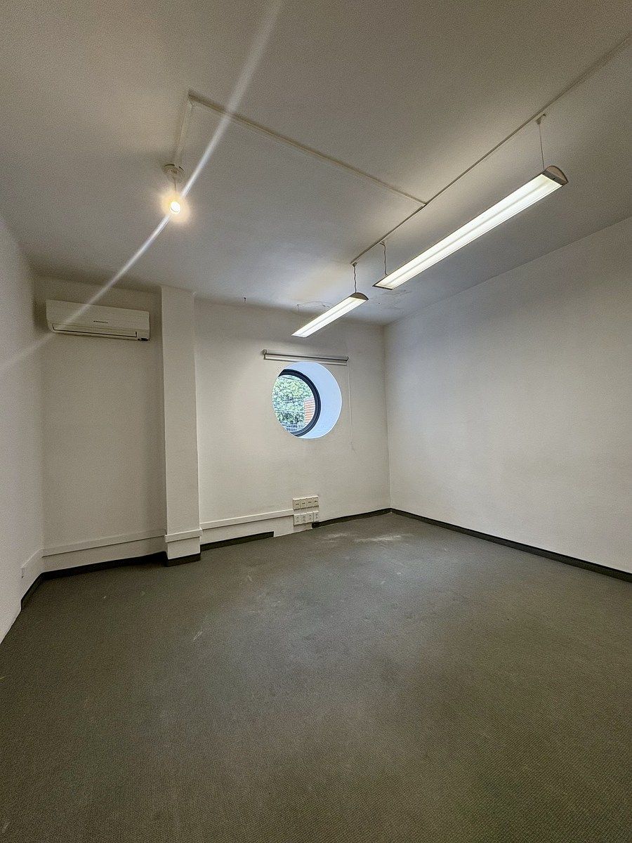 Offices for rent in a house with land use in Col Nápoles 504 m² | Pincali