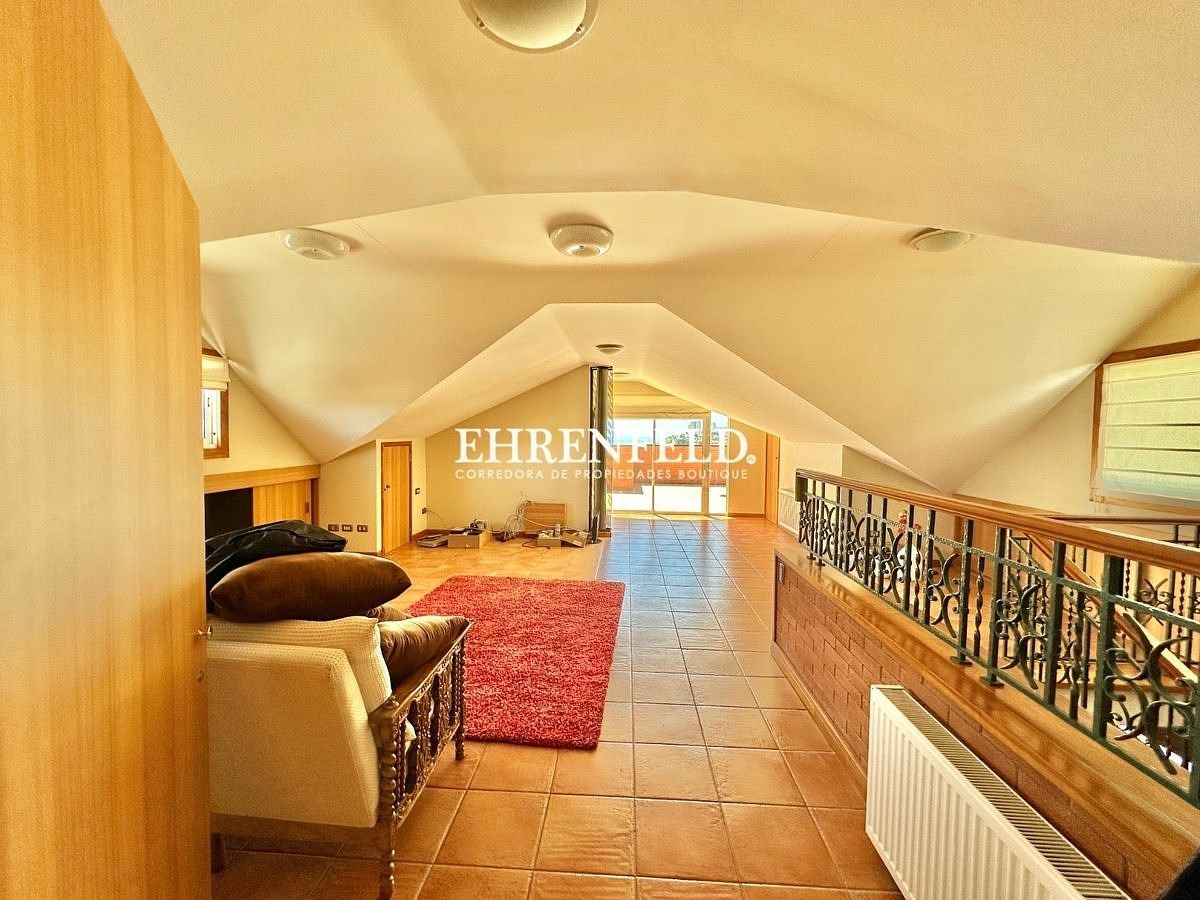 Jardín del Mar. Viña del Mar. Espectacular casa de 570 m2.