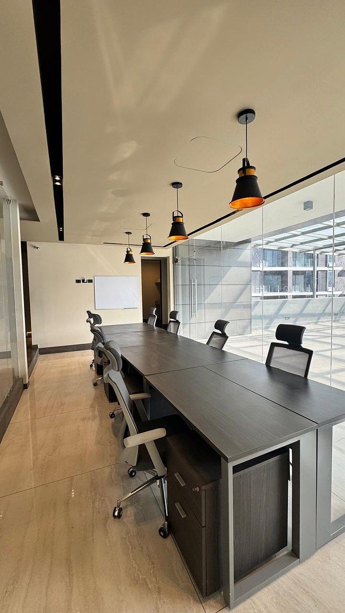 FOR SALE Commercial premises with excellent location and great ...