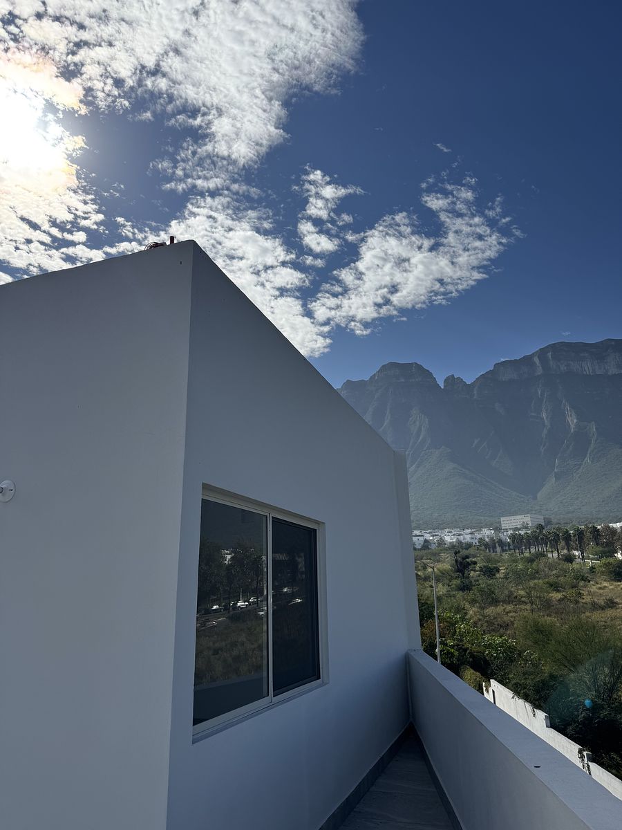 Casa en Venta | Cumbres Elite – 7º Sector | Pincali