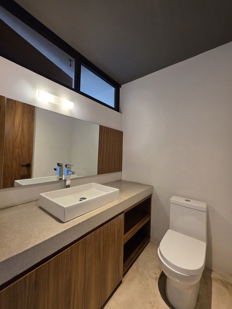 House for sale in Temozón Norte with solar panels and Parota finishes ...