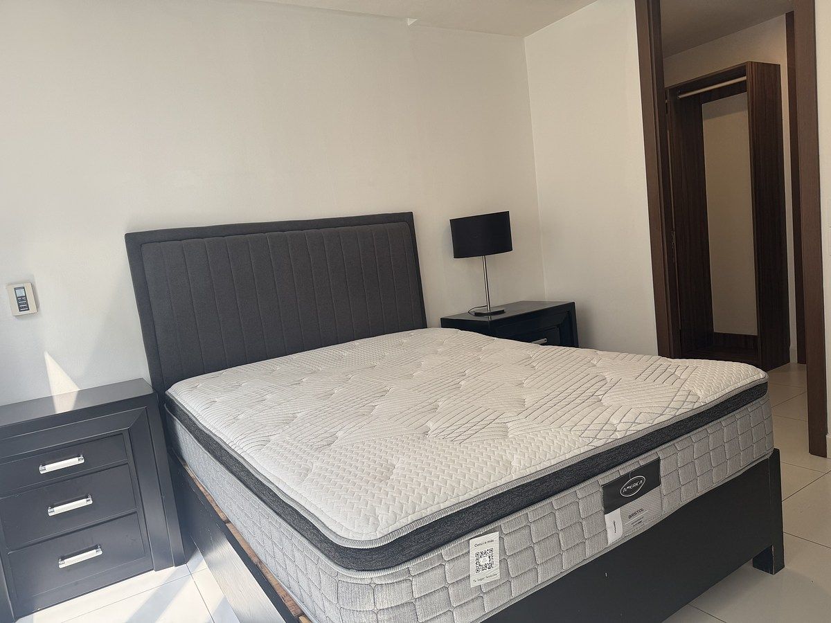 RENTO DEPARTAMENTO AMUEBLADO EN THE POINT SANTA FE | Pincali