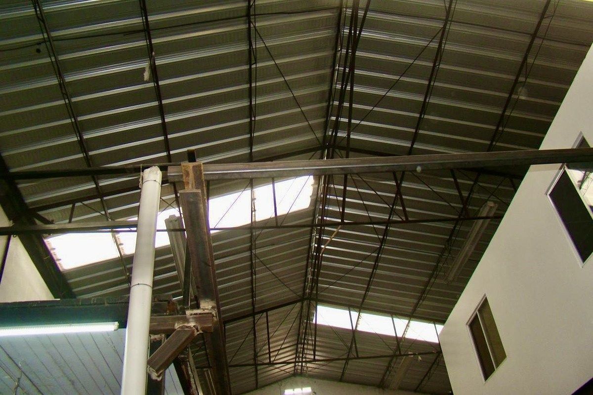 Estupenda bodega en renta, 221 M2, mezzanine, muy cerca de Federalismo ...