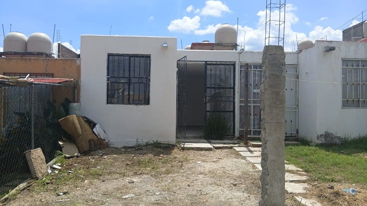 CASA EN GALAXIA TARIMBARO DE DOS RECAMARAS/SG/LL/RYP